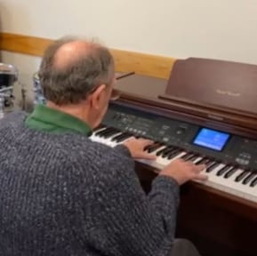 Winifred Dell’s new Piano Man