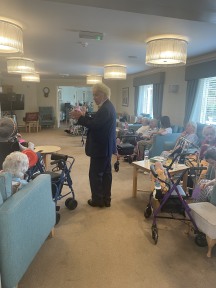 Disco Steve singing the hits