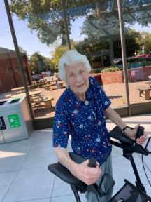 Cheeky shopping trip