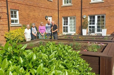 Aria in Bloom Day at Thames View