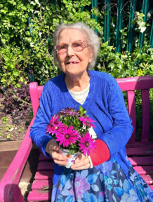 Tallis House Residents gear up for Blooming Marvelous competition