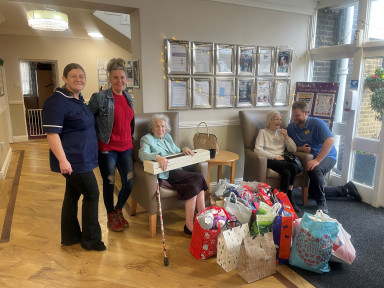 How The Garden Coffee Shop Made Christmas Extra Special for Bennett Lodge