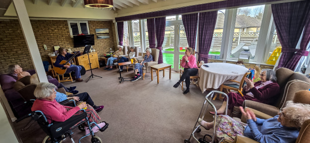 Brian Maunders entertains our Memory Lane lounge