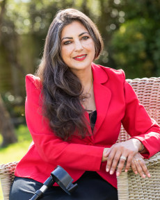Umbreen David - Wins 2025 Disabled Entrepreneur Of The Year Award