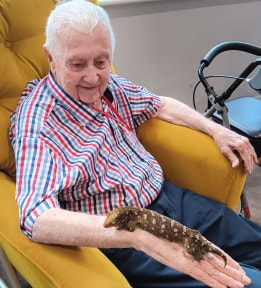 Residents Enjoy Another Exciting Visit from ZooLabs