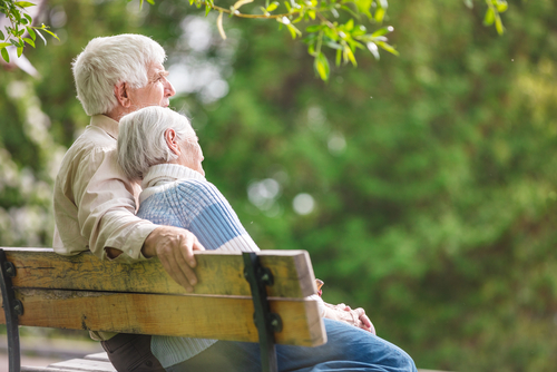 How to find a care home for couples - carehome.co.uk advice