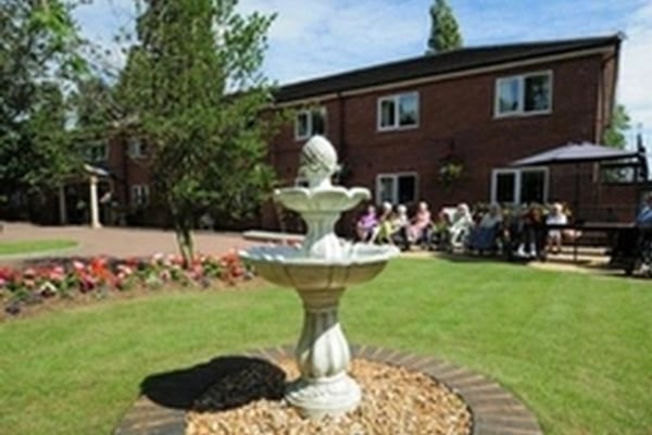 Burlington Hall care home, 9 Station Road, Woburn Sands, Milton Keynes ...