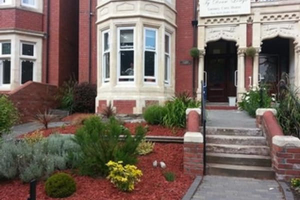 Ty Draw Lodge care home, Penylan, Cardiff CF23 5HB | 21 Reviews