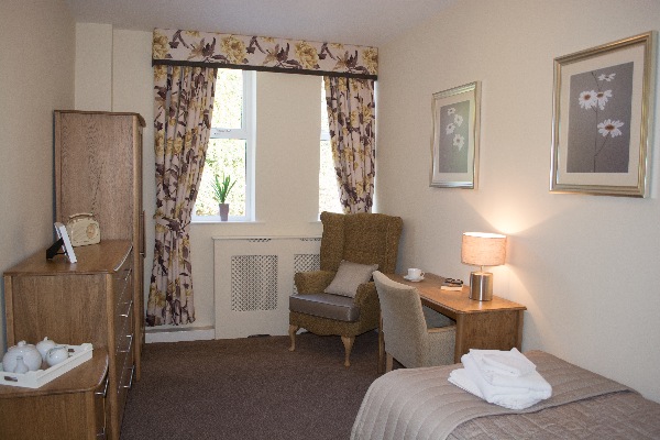 Carr Gate Care Home, Lawns Lane, Wakefield, West Yorkshire WF2 0QU | 59 ...