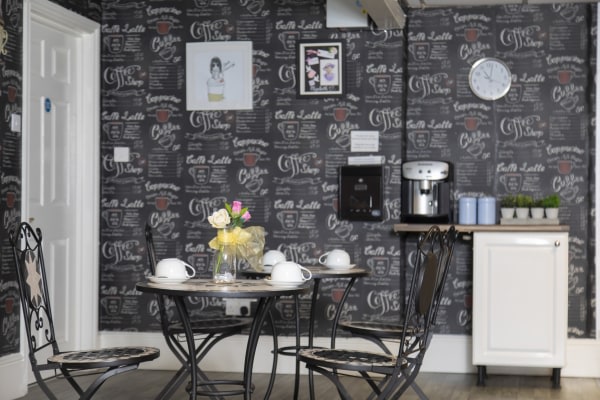 Glain House care home, 77-85 Newport Road, Cardiff CF24 0AE | 36 Reviews