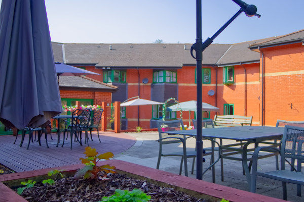 Ty Coch Care Home, 105 Station Road, Llanishen, Cardiff CF14 5UW | 42 ...