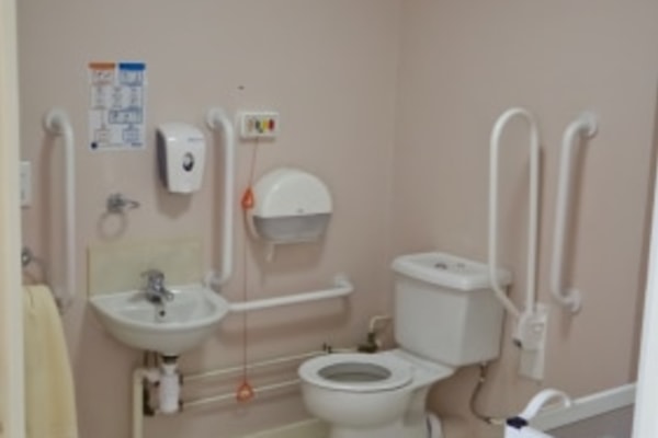 Ty Coch Care Home, 105 Station Road, Llanishen, Cardiff CF14 5UW | 42 ...
