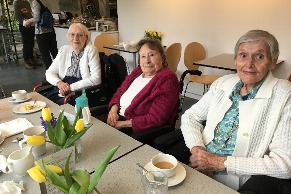 Springfield House Nursing Home, 6 Stoke Road, Cobham, Surrey KT11 3AS ...