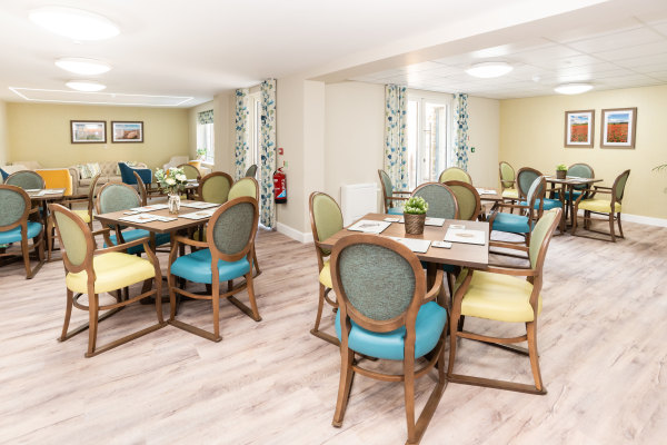 Valley Lodge Nursing Home, Bakewell Road, Matlock, Derbyshire DE4 3BN ...