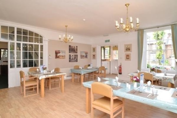 Verulam House Nursing Home, Verulam Road, St Albans, Hertfordshire AL3 ...