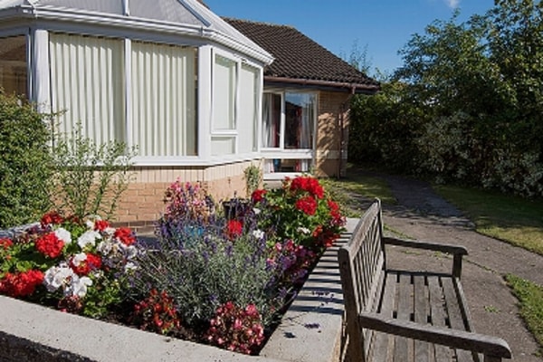 Godden Lodge Care Home, 57 Hart Road, Thundersley, Benfleet, Essex SS7 ...