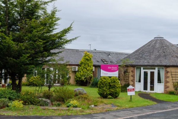 Are Dogs Allowed At Elm Bank