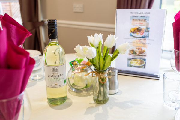 Monread Lodge Nursing & Residential Home, London Road, Woolmer Green ...