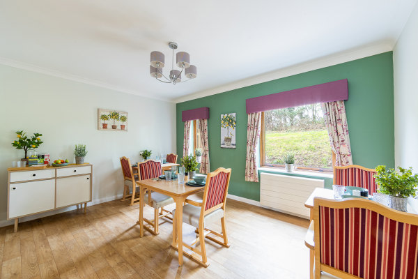 Oake Meadows Nursing Home, 33 Wyvern Road, Taunton, Somerset TA1 4RA ...