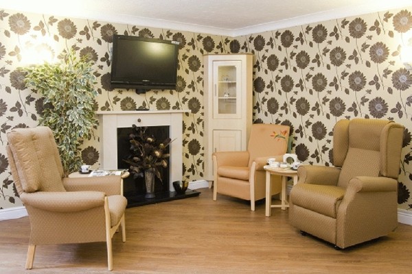 Murrayfield Care Home, 77 Dysons Road, Edmonton, London N18 2DF | 40 ...
