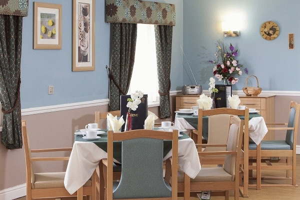 Murrayfield Care Home, 77 Dysons Road, Edmonton, London N18 2DF | 40 ...