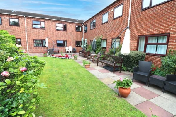 Rayner House Care care home, 3-5 Damson Parkway, Solihull, West ...