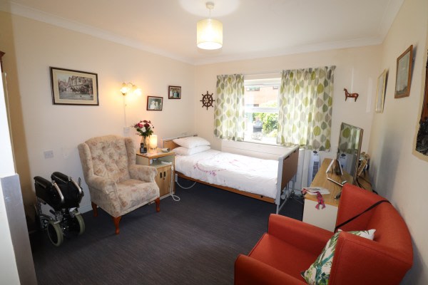 Rayner House Care care home, 3-5 Damson Parkway, Solihull, West ...
