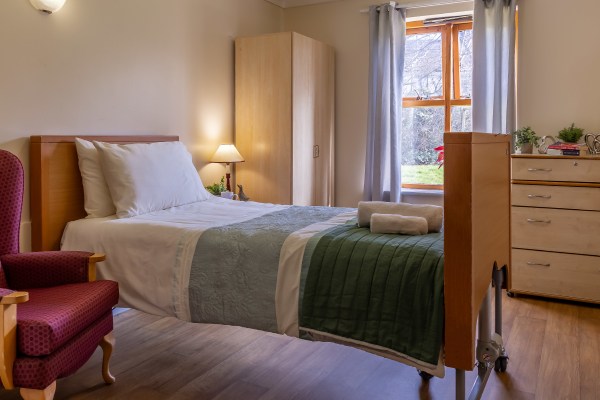 Eltandia Hall Care Centre care home, Middle Way, Norbury, London SW16 ...