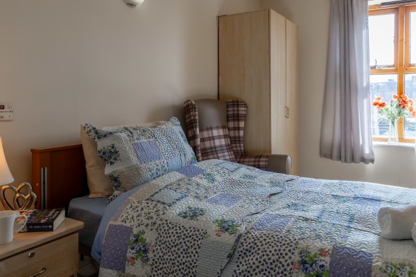 Eltandia Hall Care Centre care home, Middle Way, Norbury, London SW16 ...