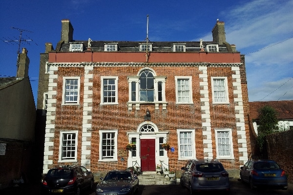 Oak House Care Home, Chard Street, Axminster, Devon EX13 5EB | 2 Reviews
