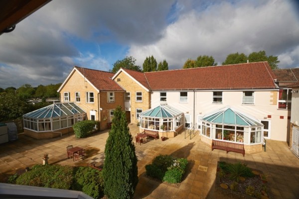 The Burroughs care home, Mill Road, West Drayton, London UB7 7EQ | 53 ...