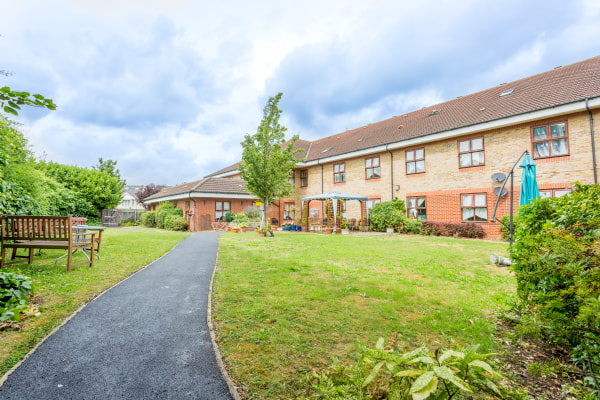 Springfield Care Centre care home, 20 Springfield Drive, Barkingside ...
