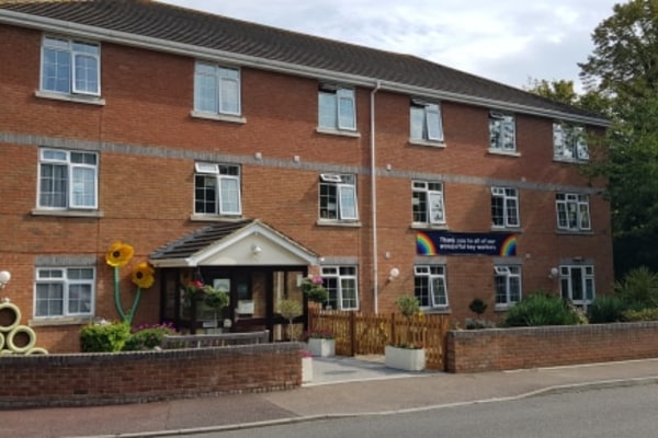 Evelyn May House care home, Florence Way, Langdon Hills, Basildon ...