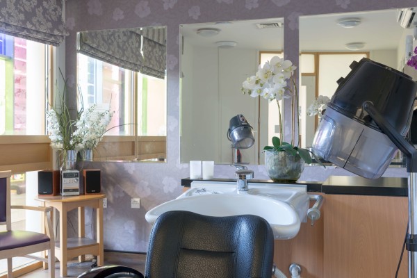 Ellesmere House care home, 9 Nightingale Place, London SW10 9NG | 38 ...