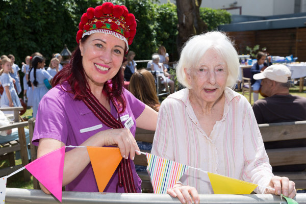 Ellesmere House care home, 9 Nightingale Place, London SW10 9NG | 38 ...