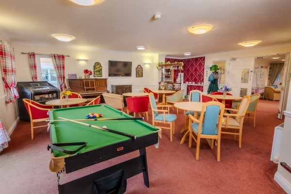 The Homestead, 24 Flax Crescent, Shilton Park, Carterton, Oxfordshire ...