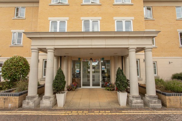 The Homestead, 24 Flax Crescent, Shilton Park, Carterton, Oxfordshire ...