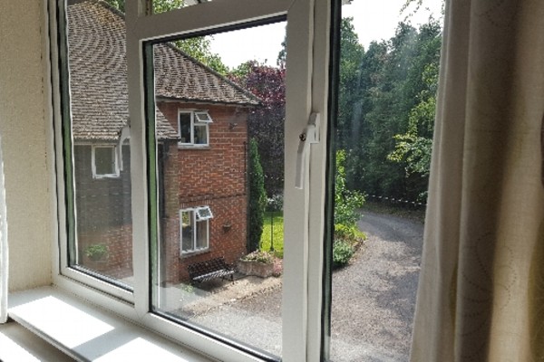 Knoll House care home, Studham Lane, Dunstable, Bedfordshire LU6 2QJ ...