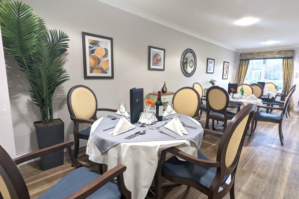 Sunnybank House Care Home, Botley Road, Fair Oak, Eastleigh, Hampshire ...