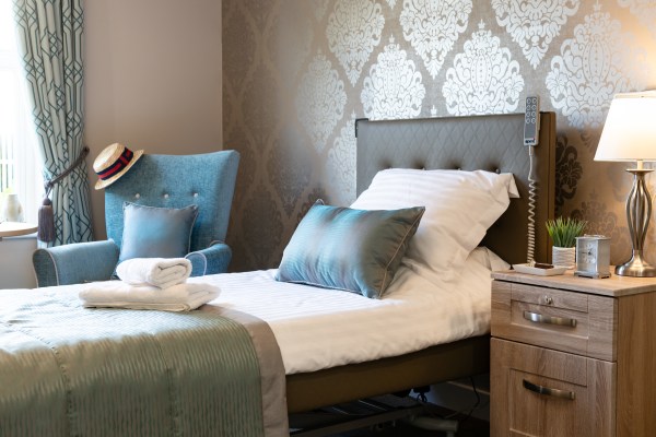 Sunnybank House Care Home, Botley Road, Fair Oak, Eastleigh, Hampshire ...