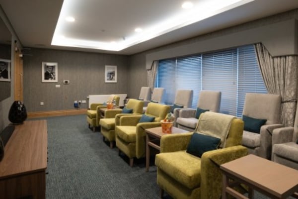 Alexander House Care Home, Hawkins Road, Exeter, Devon EX1 3UW | 27 Reviews