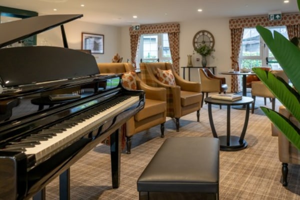 Oakeshott House care home, Springkerse Roundabout, Braehead, Stirling ...