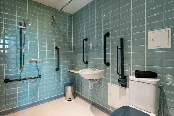 Surbitonian Gardens care home, Poppy Court, Warwick Grove, Surbiton ...