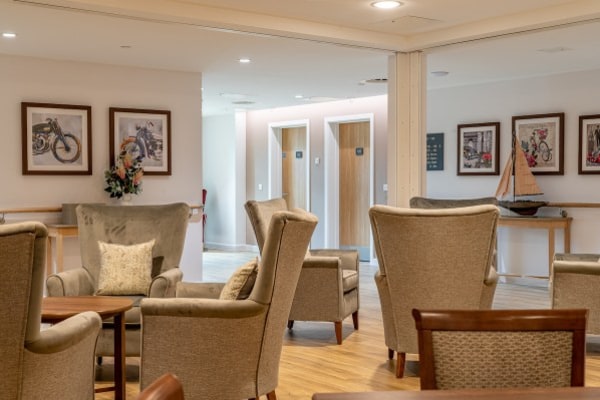 Surbitonian Gardens care home, Poppy Court, Warwick Grove, Surbiton ...