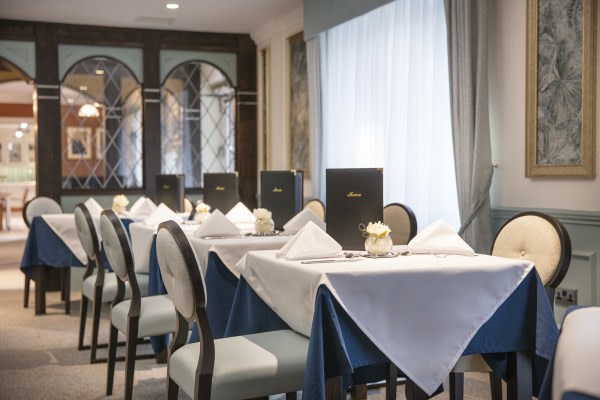 Signature at Caversham care home, 2 Willow View, Caversham, Reading ...