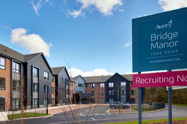 Bridge Manor Care Home - Avery Healthcare, Mary Bond Court, Wombourne ...