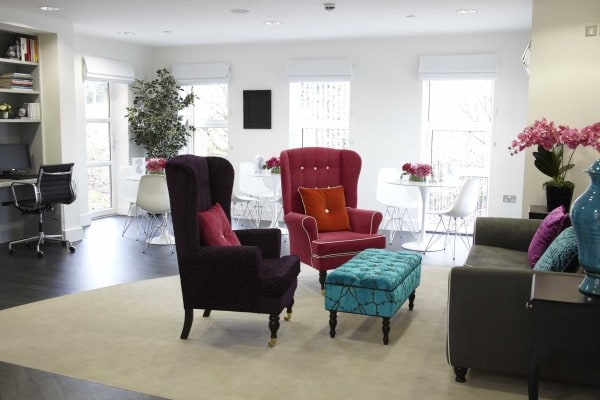 Pemberley House Care Home - Avery Healthcare, Grove Road, Basingstoke ...