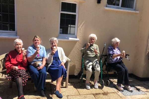 Dove Court care home, Seaton Down Hill, Seaton, Devon EX12 2JD | 81 Reviews