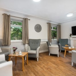 Avonbridge Care Home, 50 Old Avon Road, Hamilton, Lanarkshire ML3 7BT ...