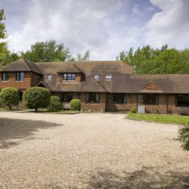 Brambles Care Home, Bramble Lane, Wye, Ashford, Kent TN25 5EE | 19 Reviews